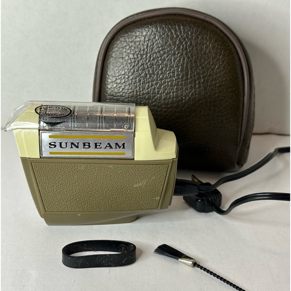 Sunbeam | Grooming | Vintage Sunbeam Mens Electric Razor With Case ...